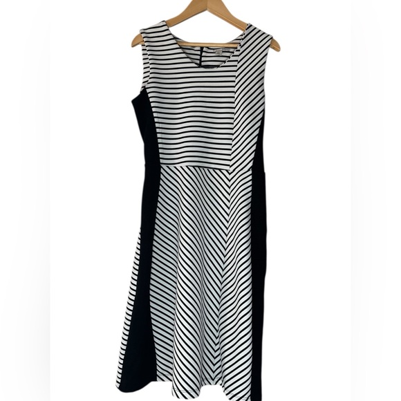 Halogen | Dresses | Halogen Black And White Striped Midi Dress | Poshmark